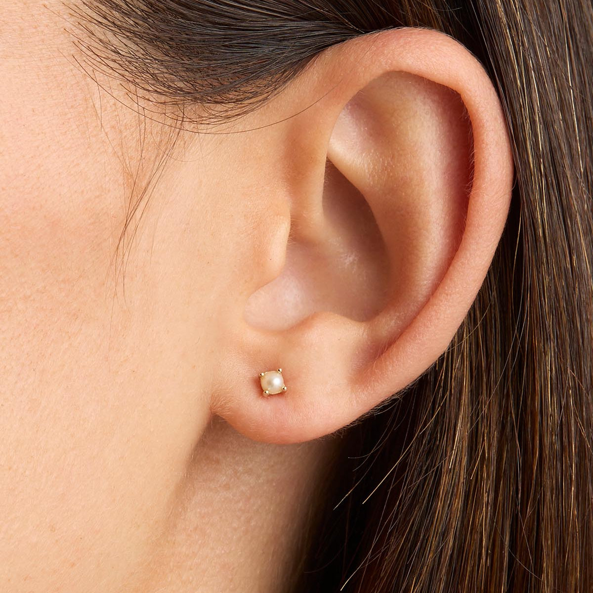 14k Solid Gold Serene Pearl Stud Earring – by charlotte